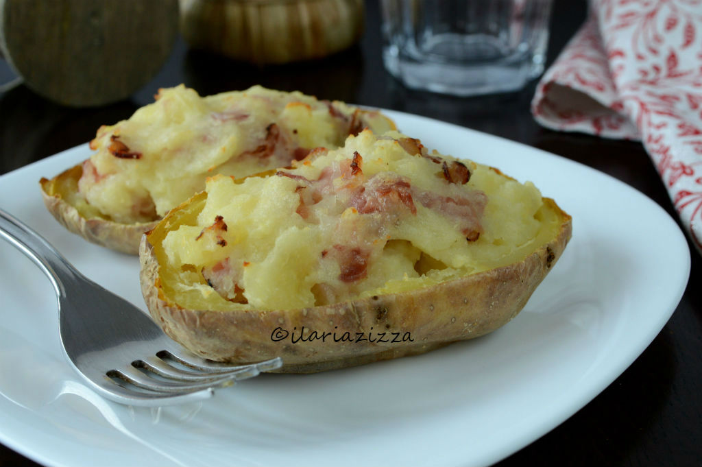 Patate ripiene al forno con pancetta e stracchino - Ilaria Zizza